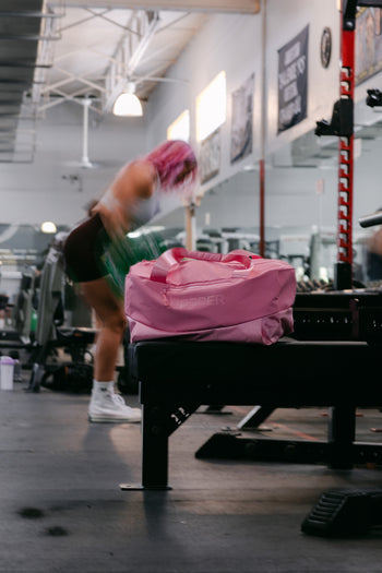 Gym Bag Essentials: What to Pack in a Gym Bag to Conquer Your Workout ...